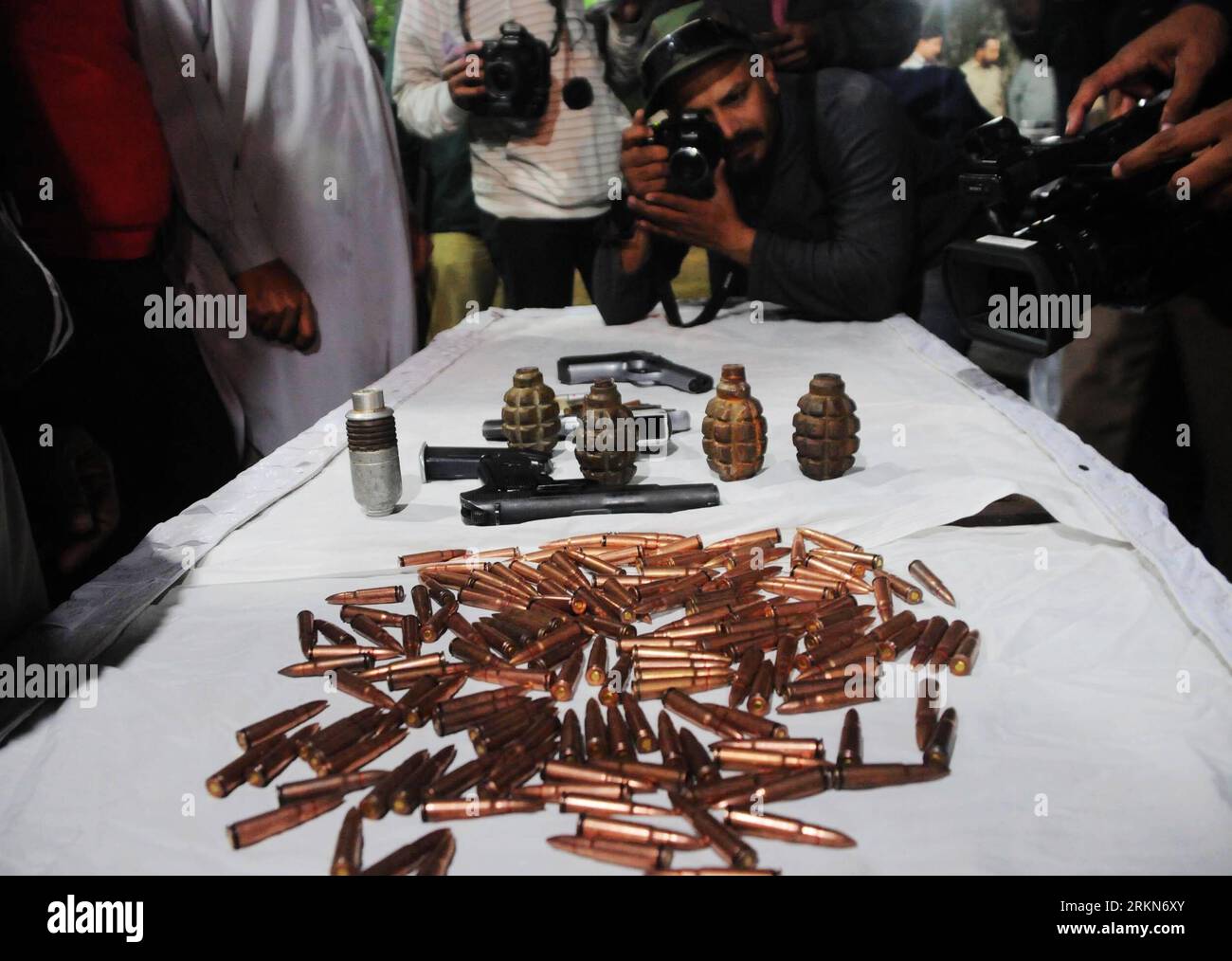 Pakistan crime investigation department cid hi-res stock photography ...