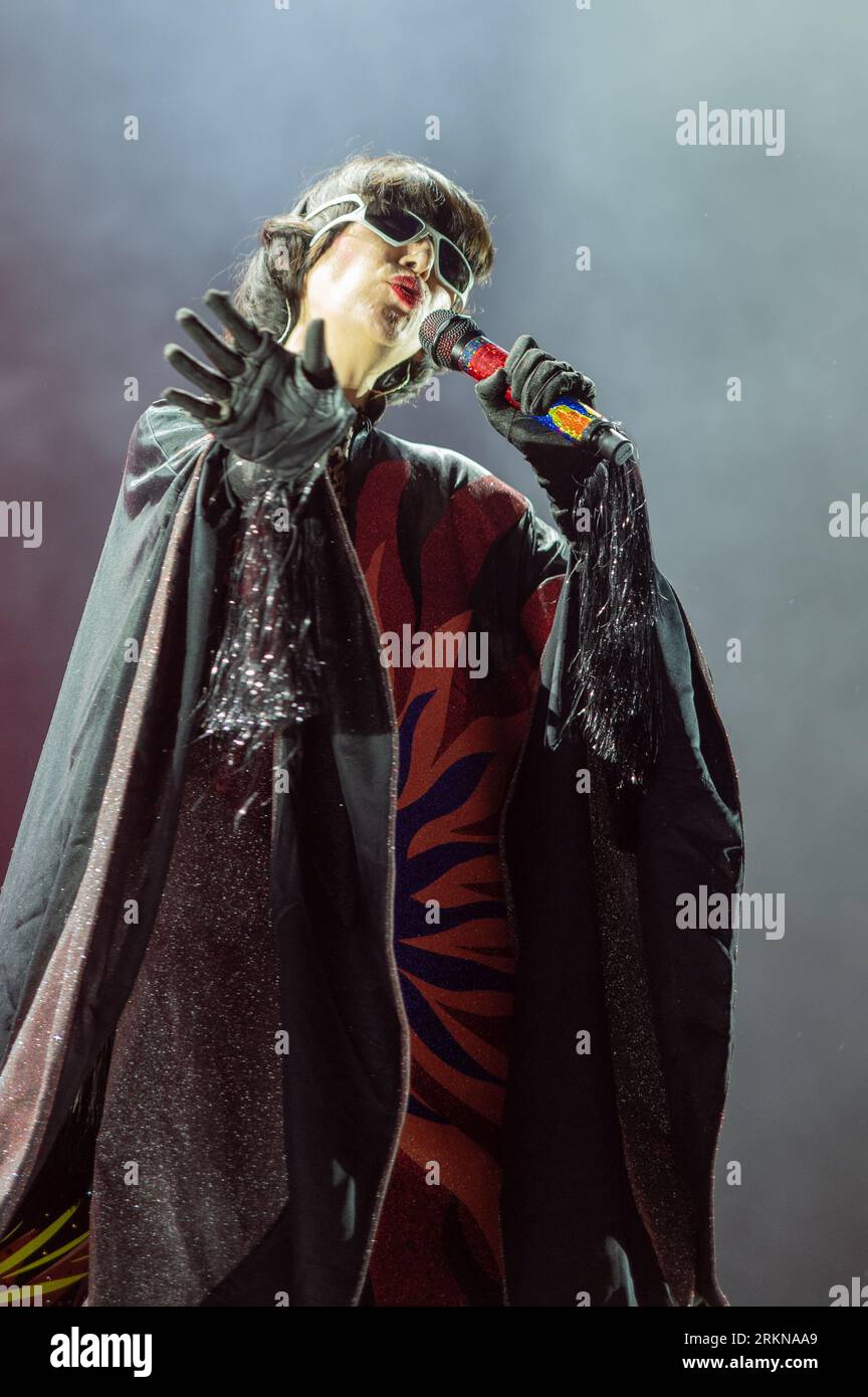 Independentartist hi-res stock photography and images - Alamy