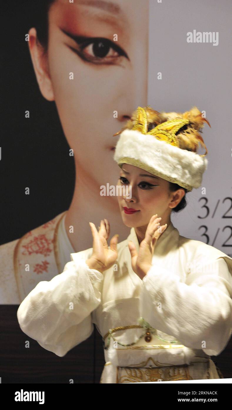 King wu hi-res stock photography and images - Alamy