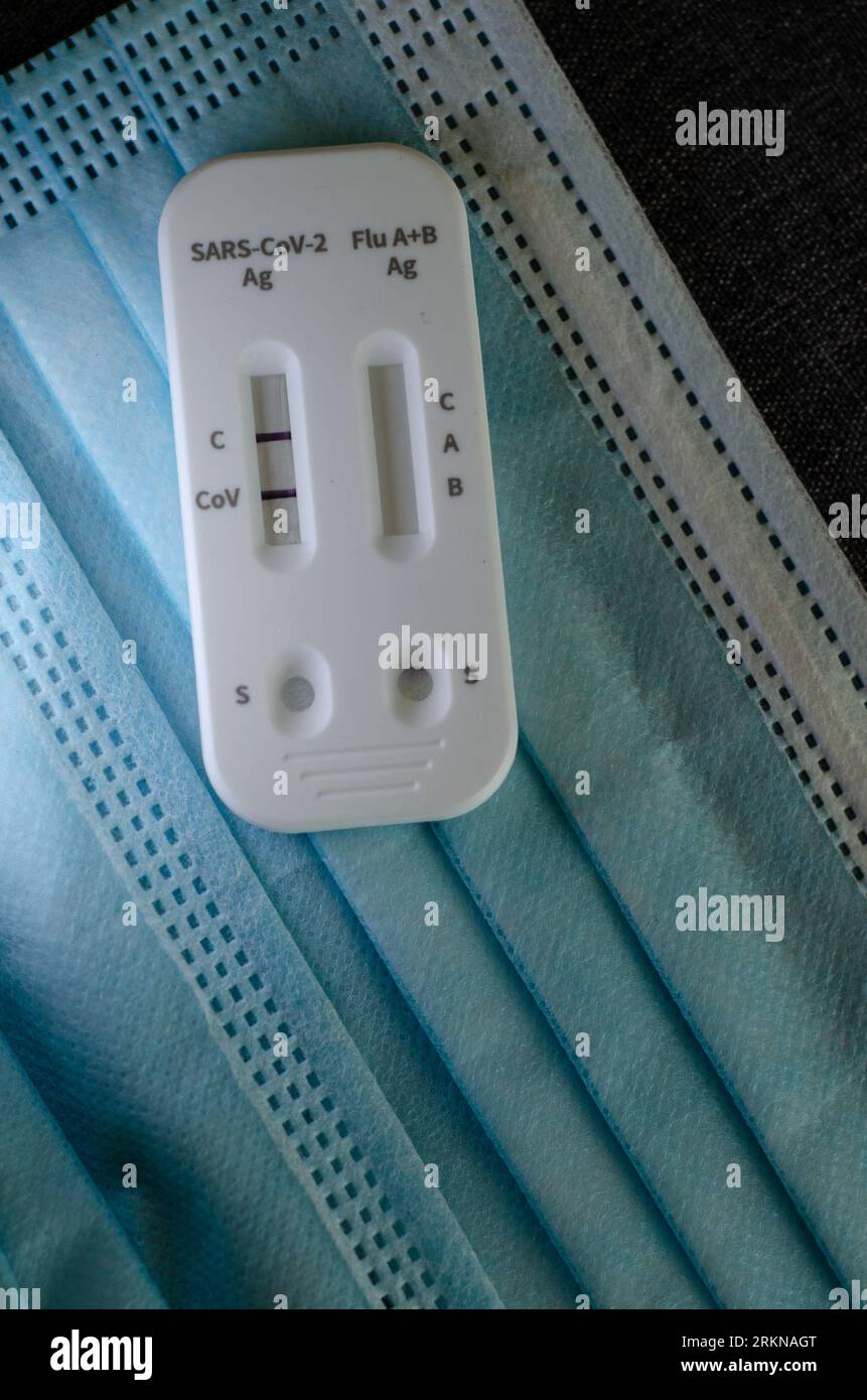 positive coronavirus test result Stock Photo - Alamy