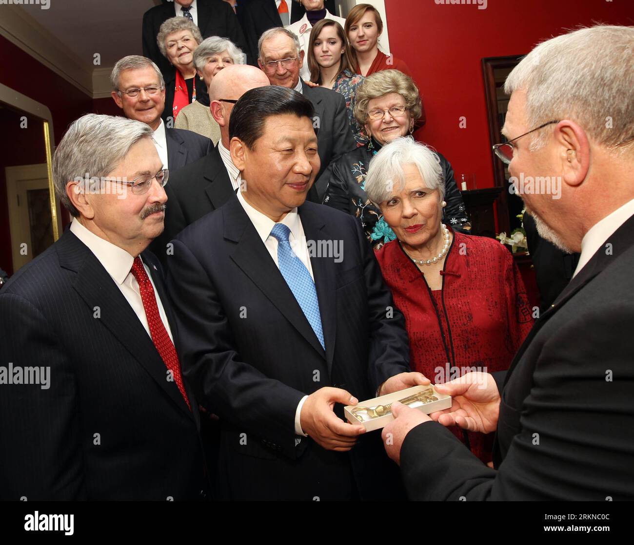 Xi jinping in iowa in 1985 hi-res stock photography and images - Alamy