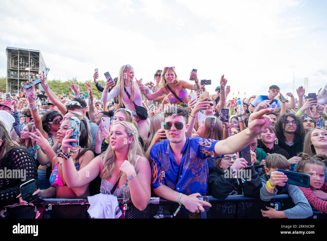 Declan mckenna concert hi-res stock photography and images - Alamy