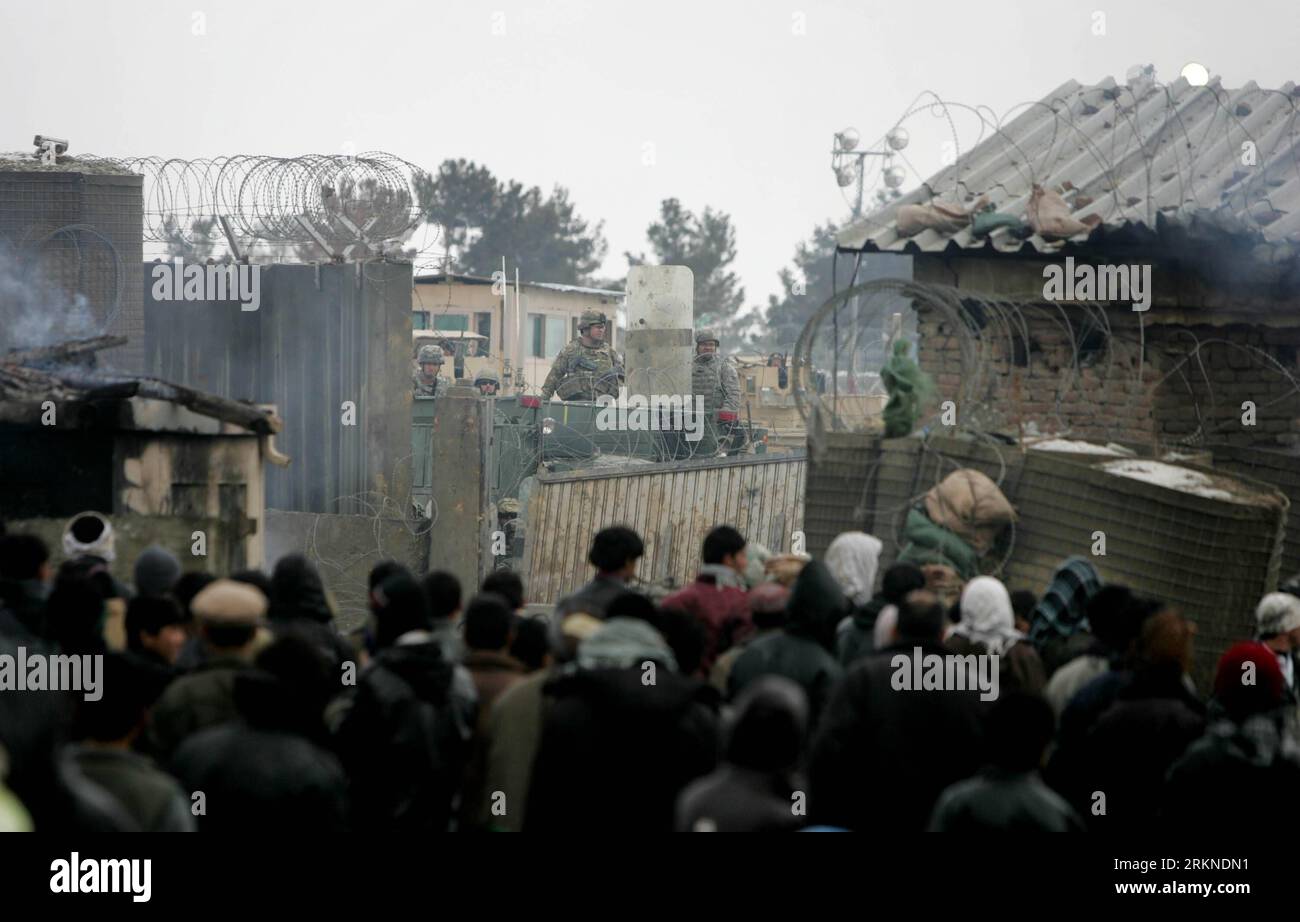 Bagram airbase hi-res stock photography and images - Alamy