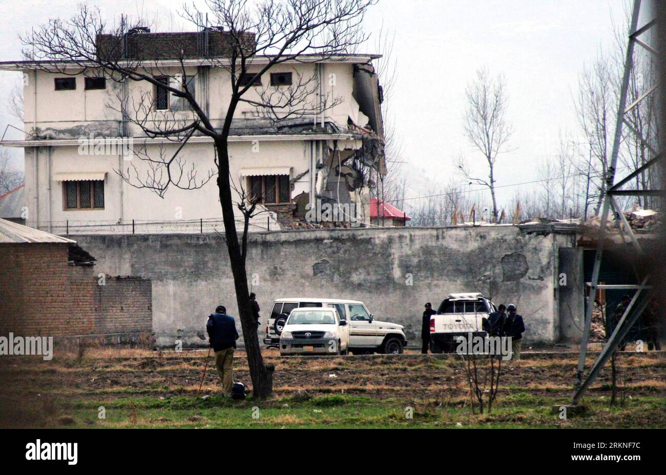 Osama bin laden compound hi-res stock photography and images - Alamy