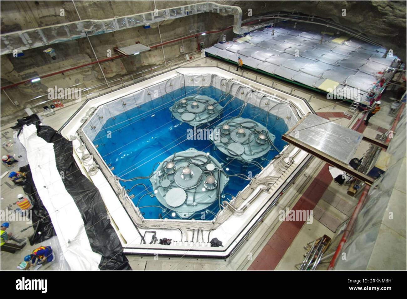 Antimatter hi-res stock photography and images - Alamy