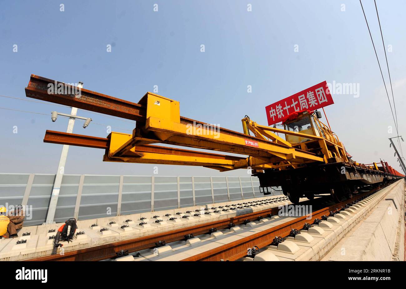 Tracklayer hi-res stock photography and images - Alamy