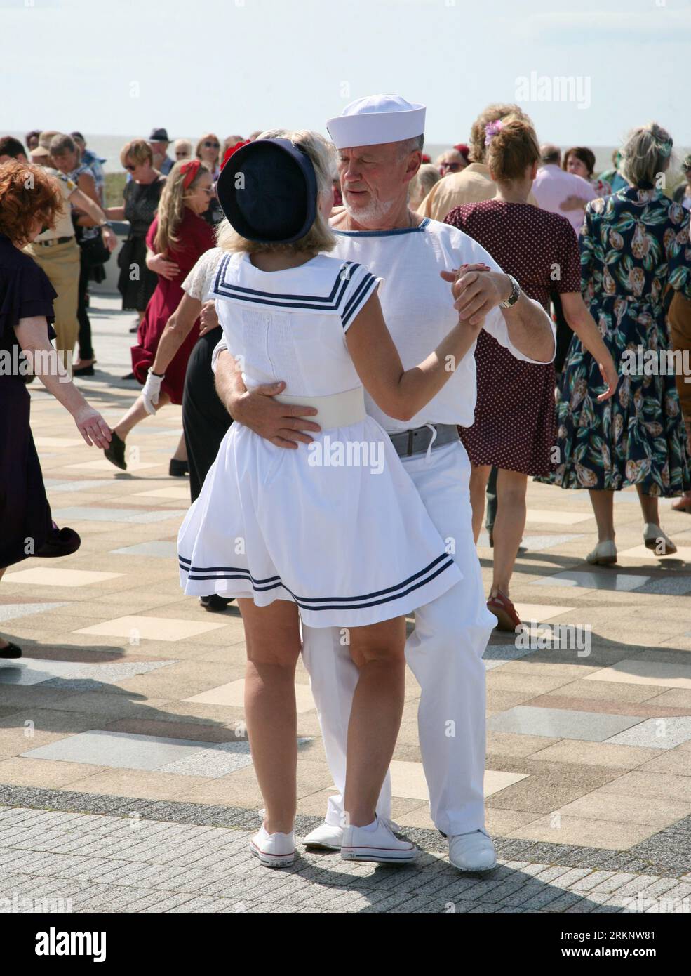 Lets shake a leg hi-res stock photography and images - Alamy