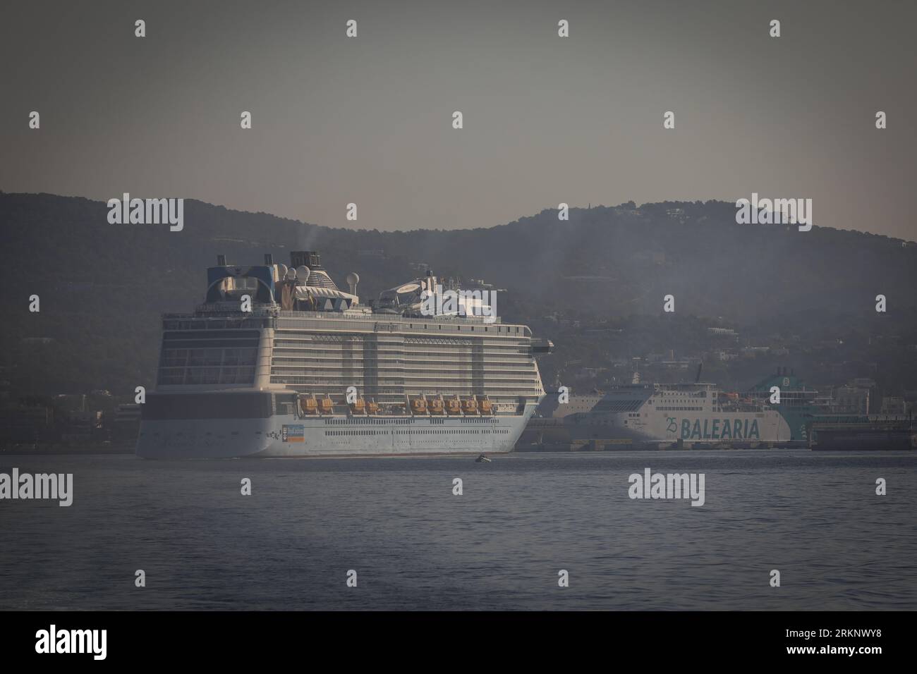 The Anthem of the Seas cruise ship from the Royal Caribbean company ...