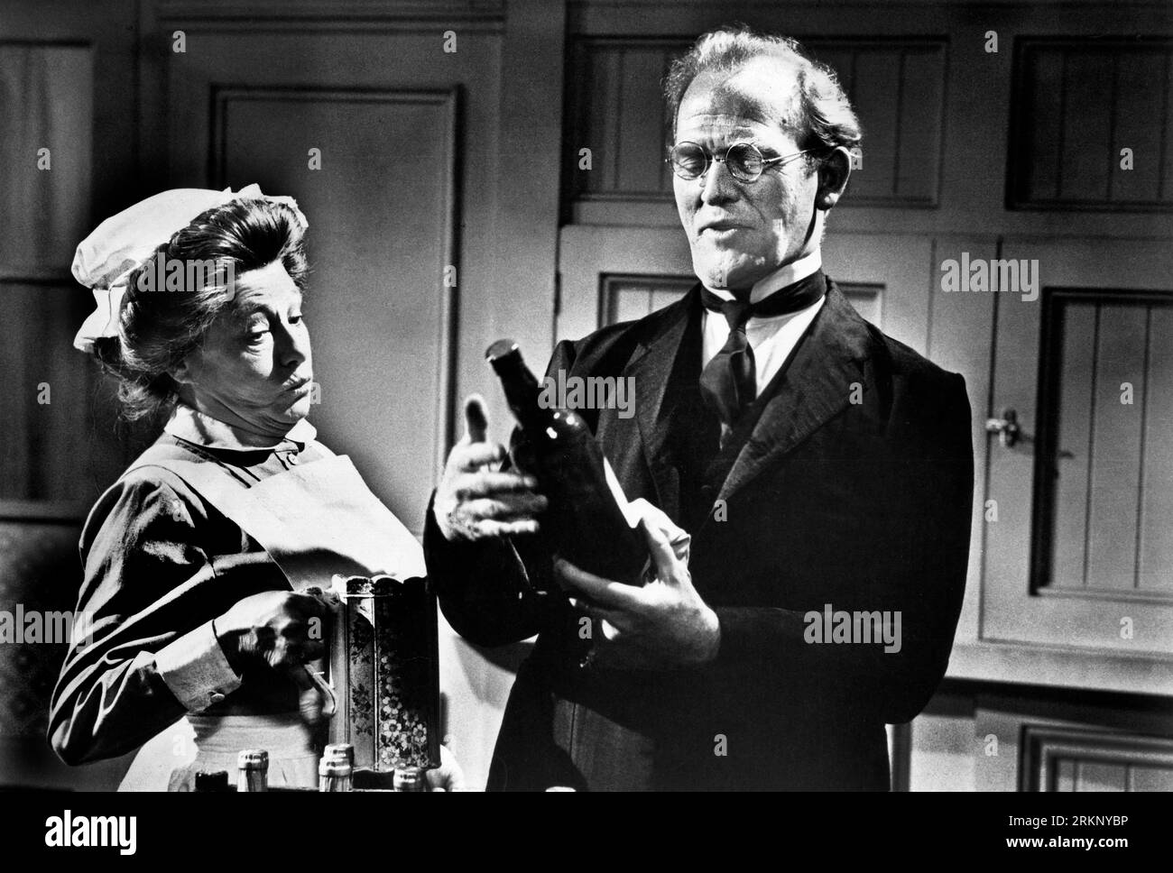 Angela Baddeley, Gordon Jackson, on-set of the British TV Series ...