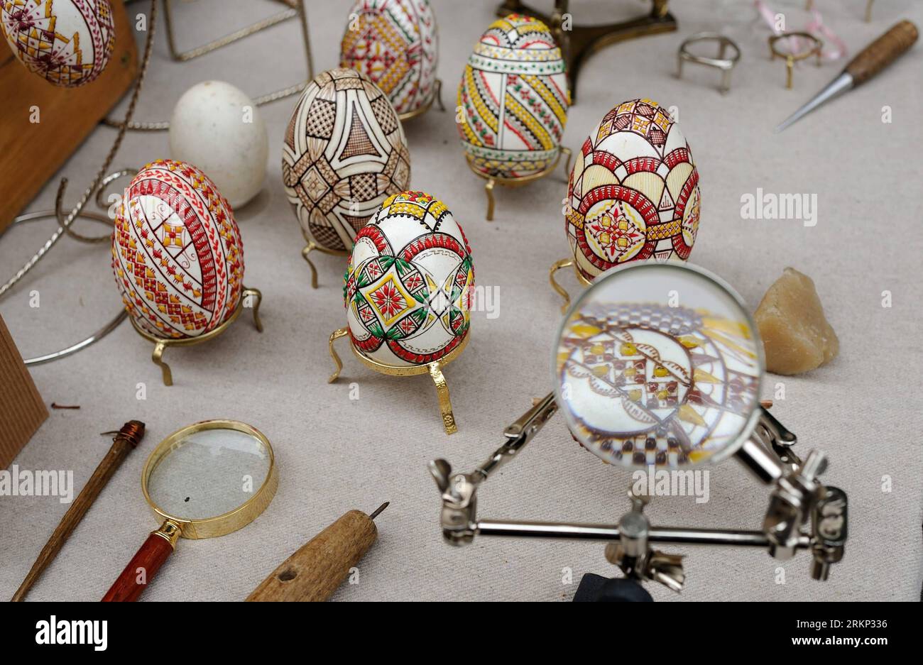 Wax resist method hi-res stock photography and images - Alamy