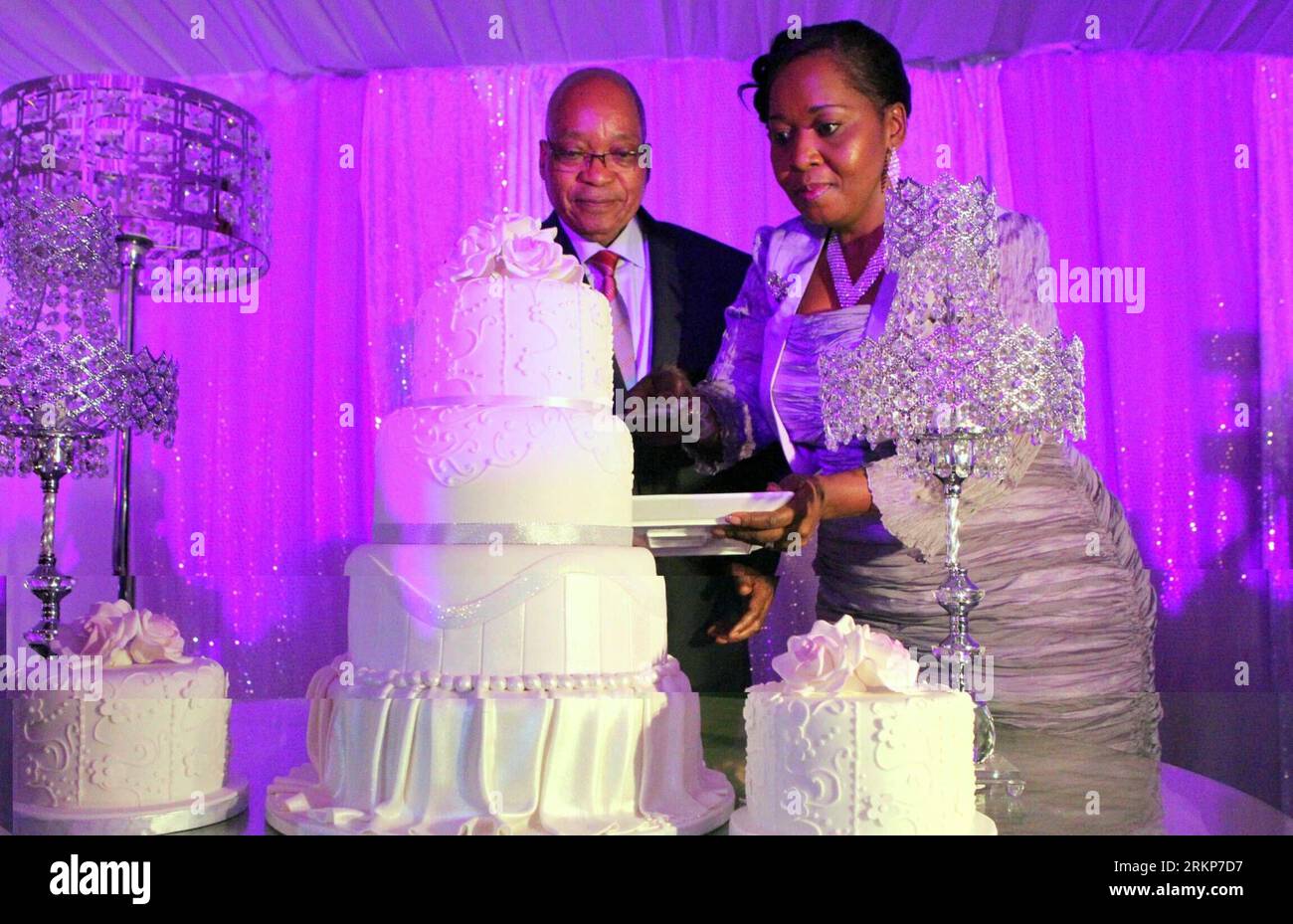 Jacob zuma wedding hi-res stock photography and images - Alamy