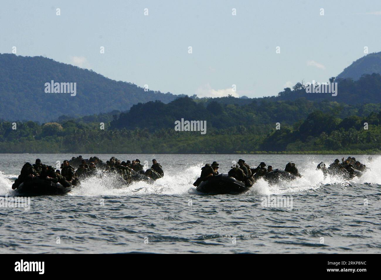 Amphibious raid hi-res stock photography and images - Alamy