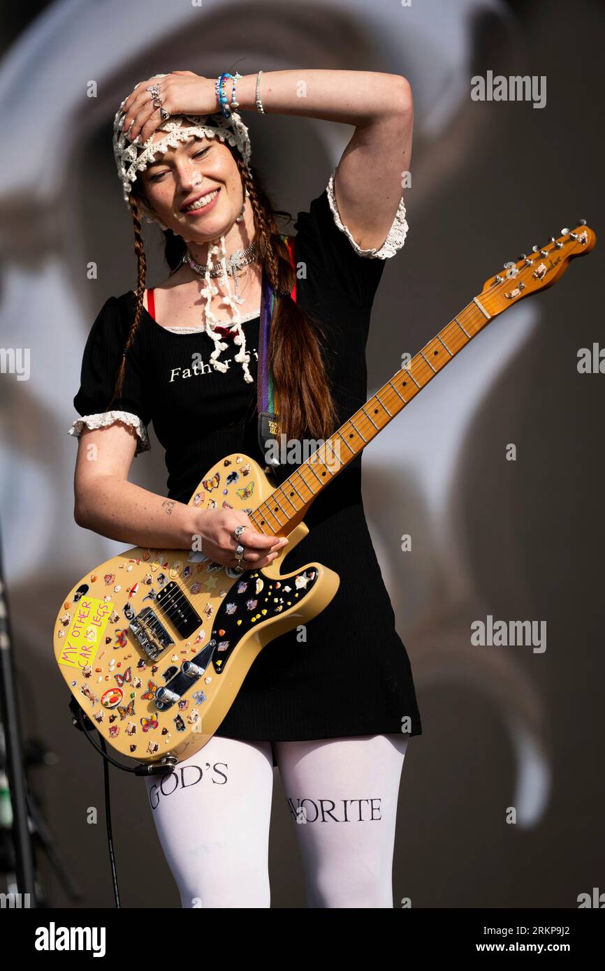 Rhian Teasdale of Wet Leg performs at the Reading Music Festival ...