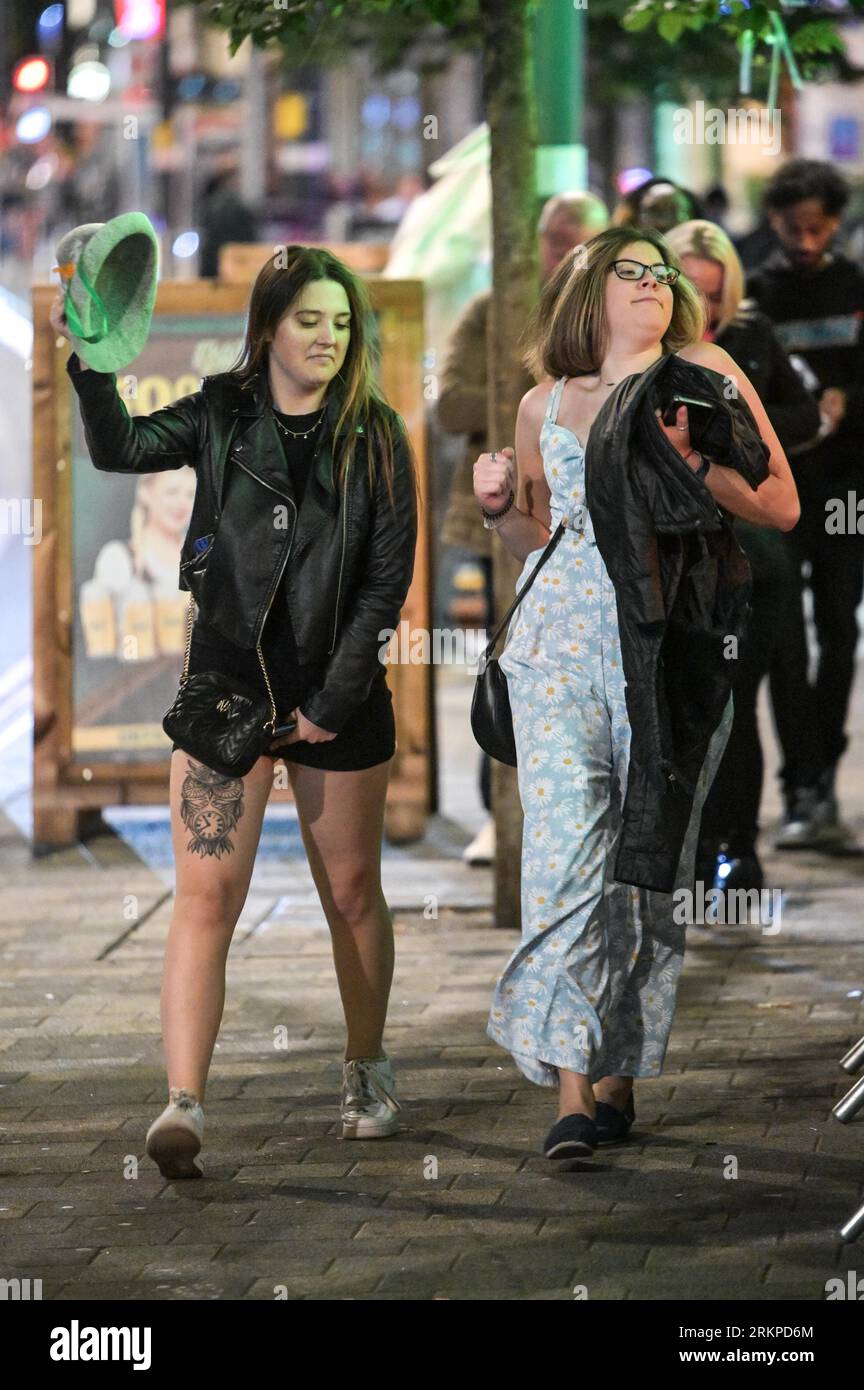 Skimpy clothes hi-res stock photography and images - Alamy