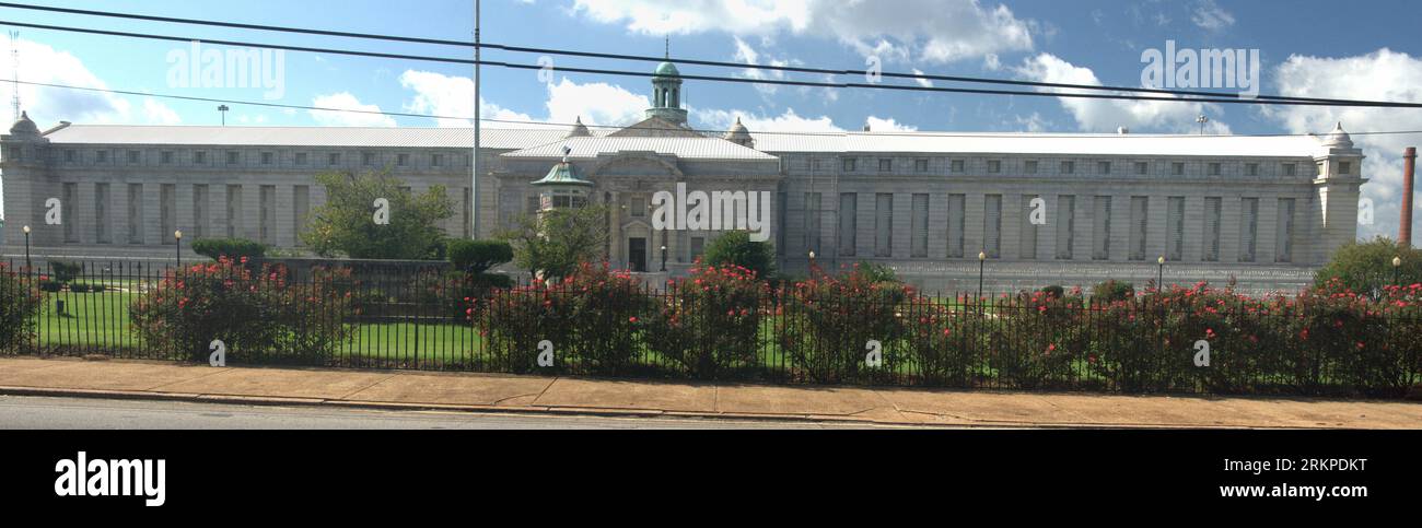 The Federal Penitentiary in Atlanta Georgia 2009 Stock Photo - Alamy
