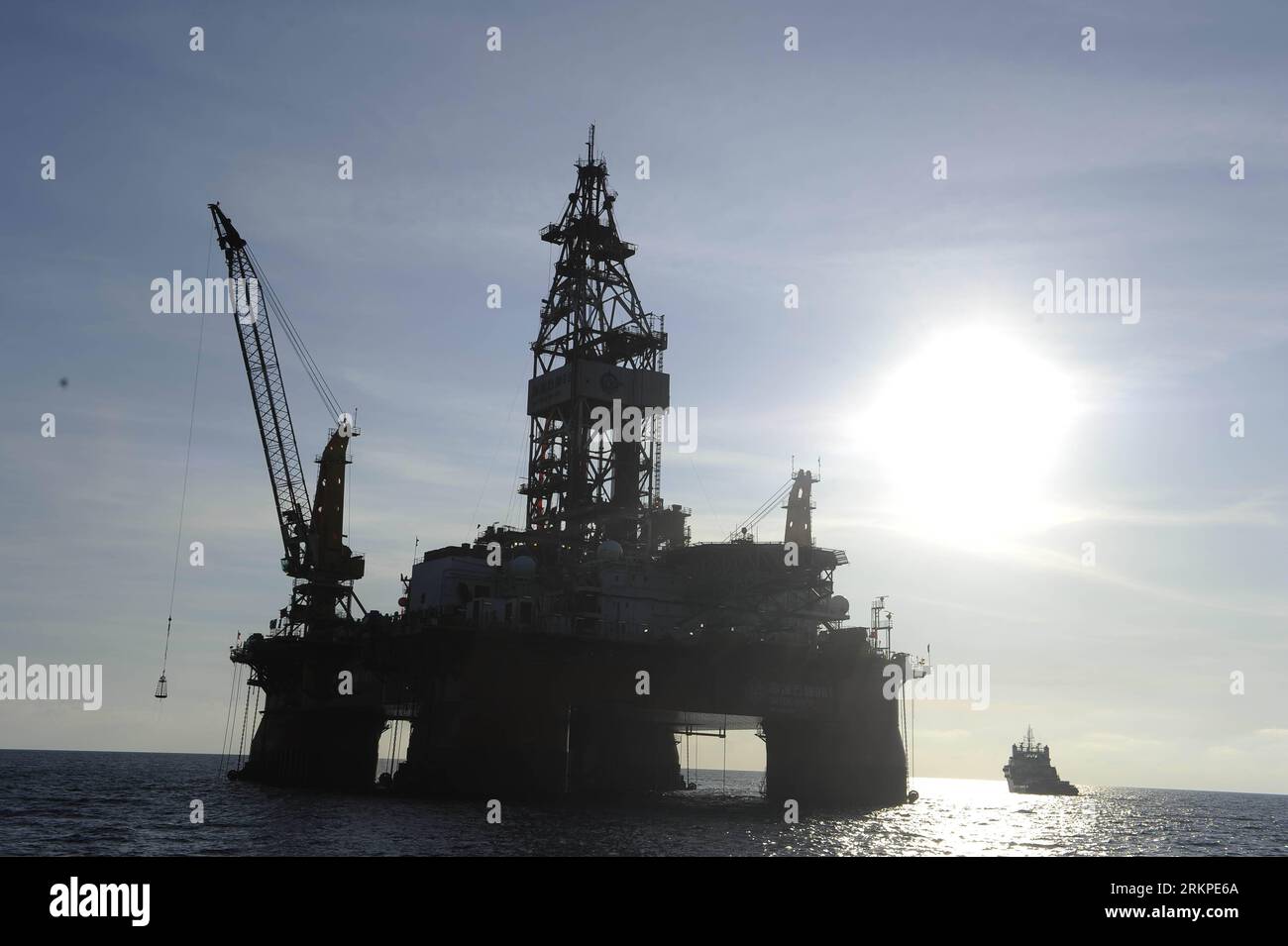 981 oil hi-res stock photography and images - Alamy