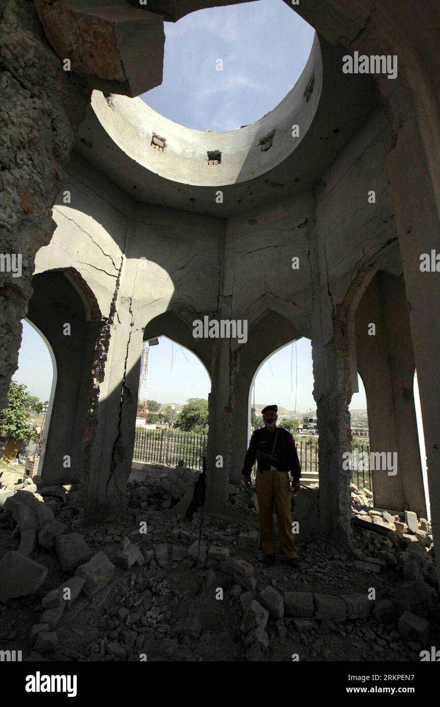 Pashtun poet hi-res stock photography and images - Alamy