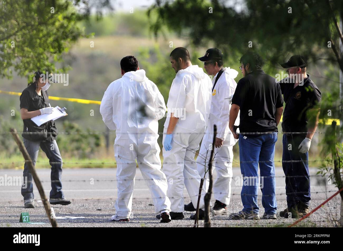 Dismembered bodies hi-res stock photography and images - Alamy