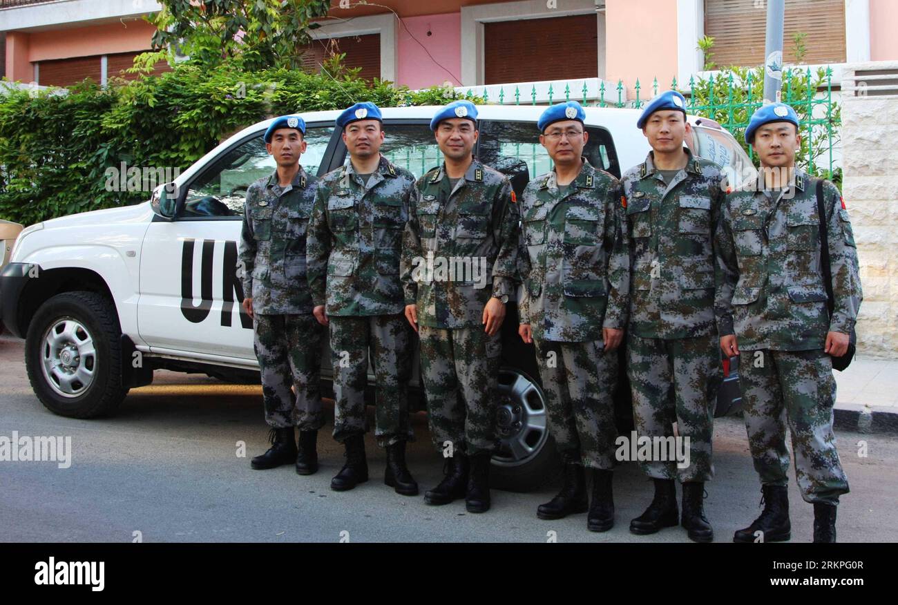 Monitor militar hi-res stock photography and images - Alamy