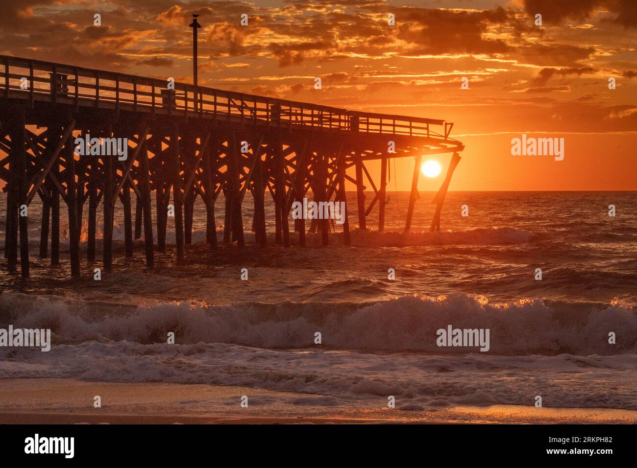Pawleys pier village hi-res stock photography and images - Alamy