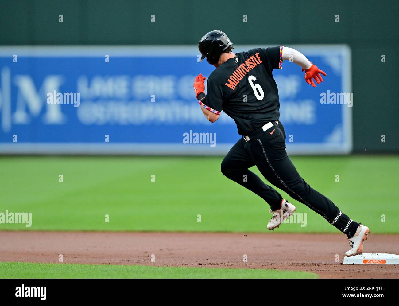 6 rounds hi-res stock photography and images - Alamy