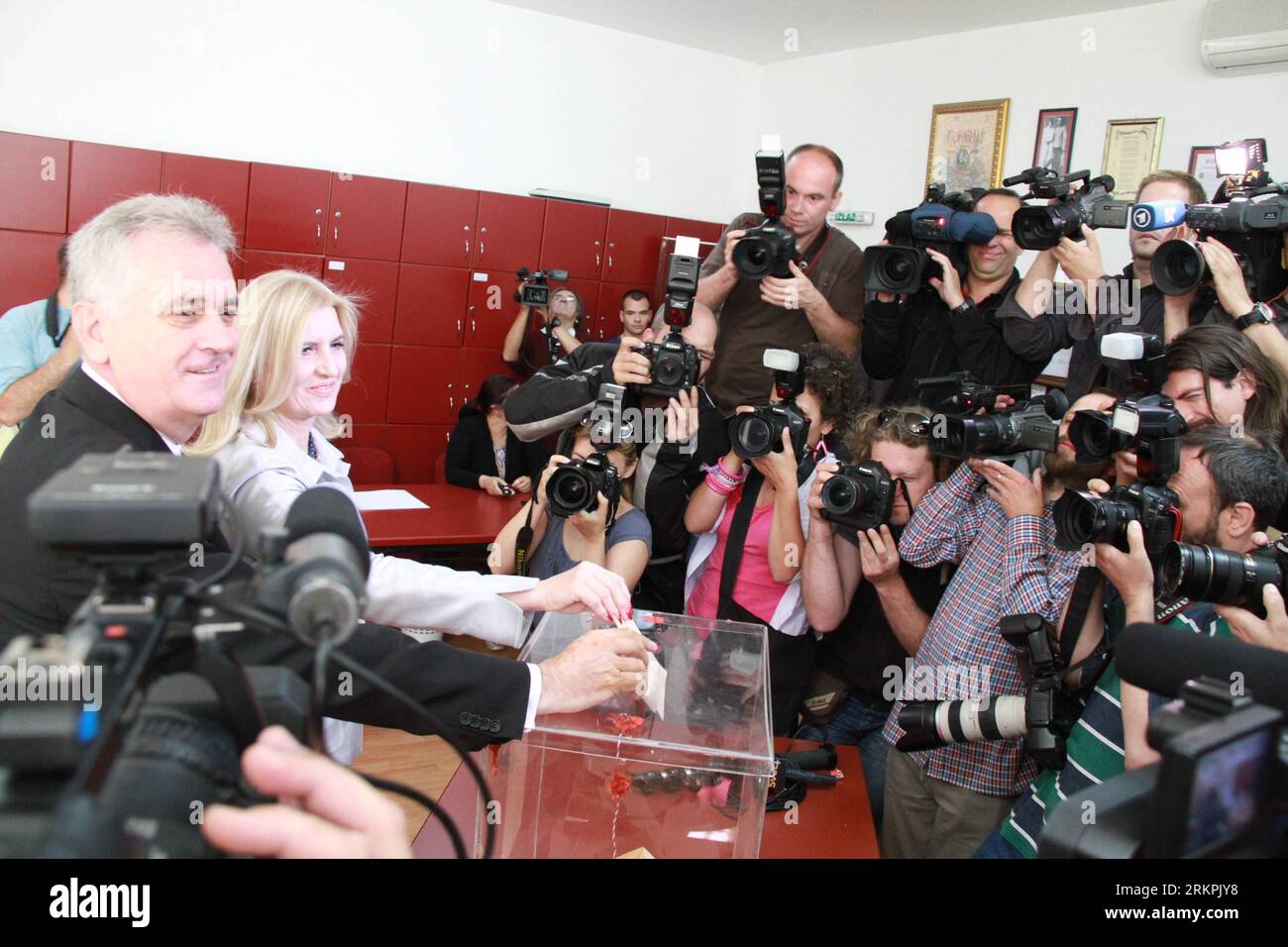 Serbian progressive party leader hi-res stock photography and images ...