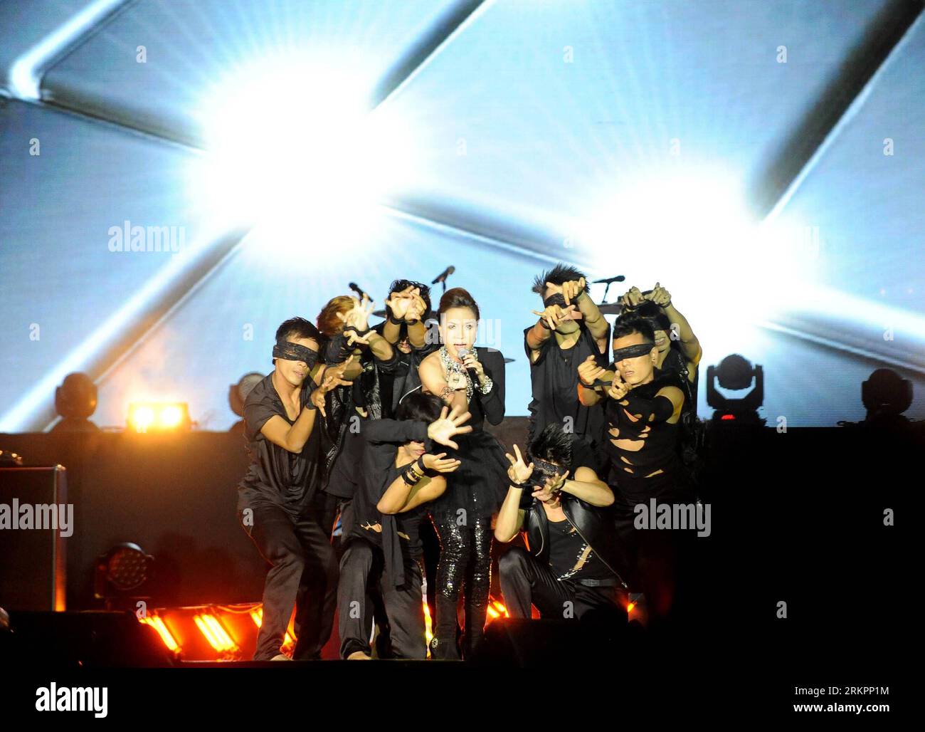 My tam in concert hi-res stock photography and images - Alamy