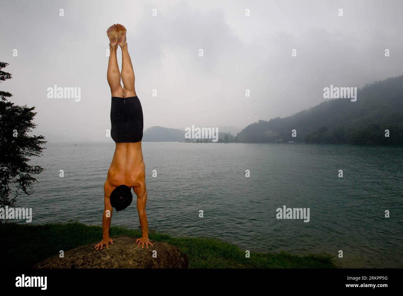 Ming hua hi-res stock photography and images - Alamy