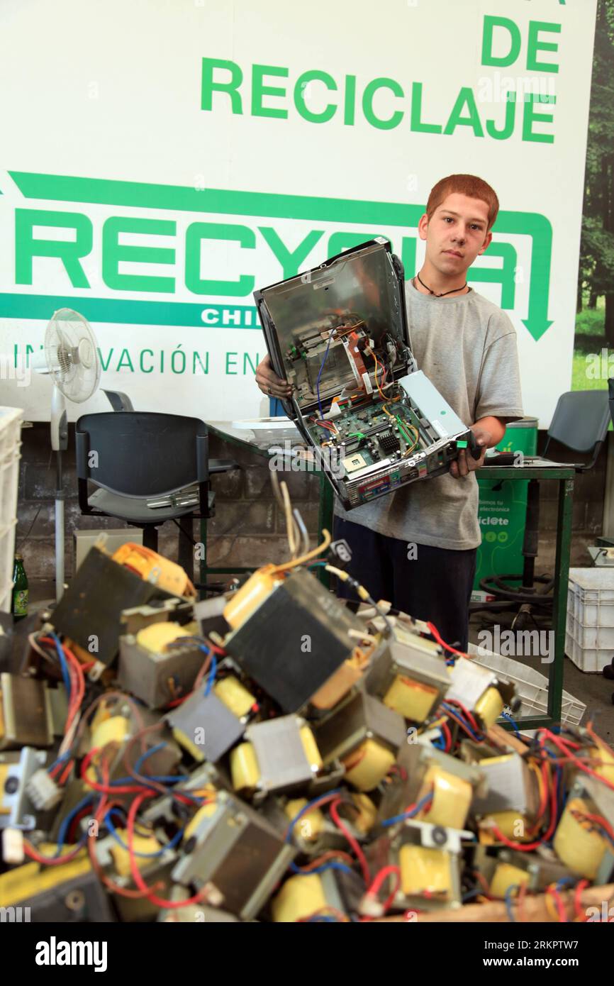 2003 computers hi-res stock photography and images - Alamy