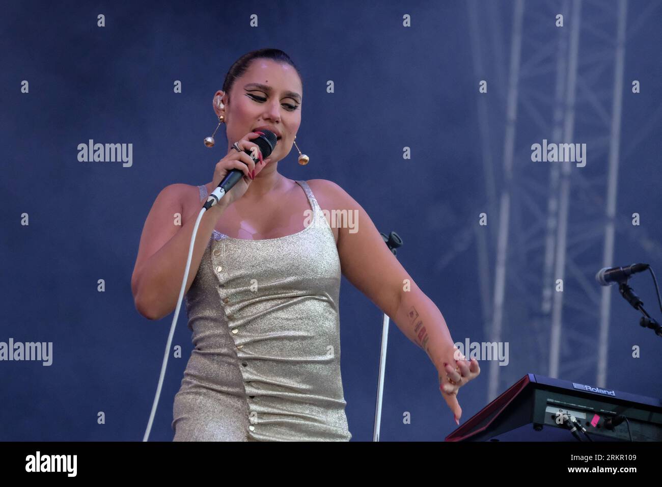 Portsmouth, UK. 25th Aug, 2023. British London born singer-songwriter ...