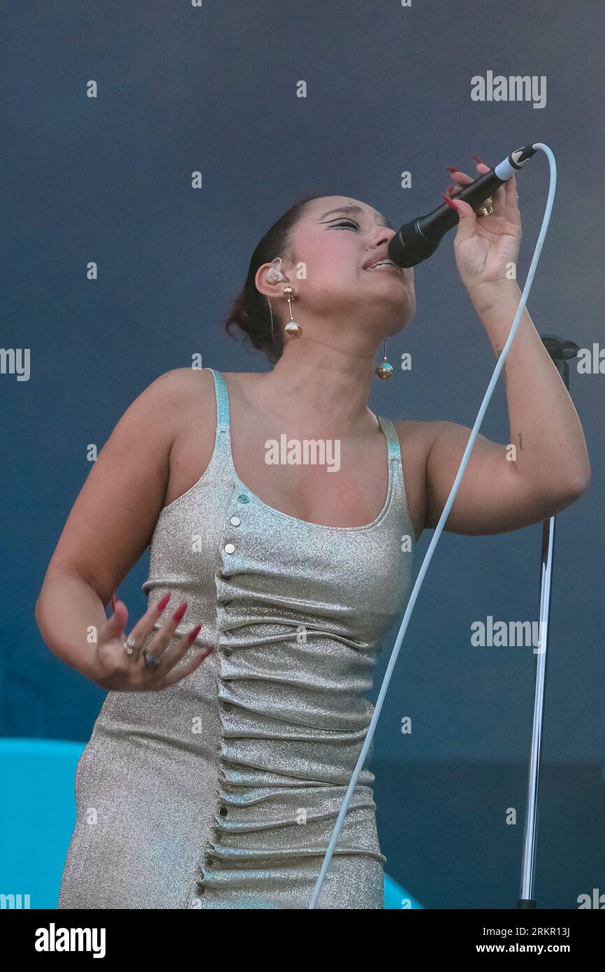 Portsmouth, UK. 25th Aug, 2023. British London born singer-songwriter ...