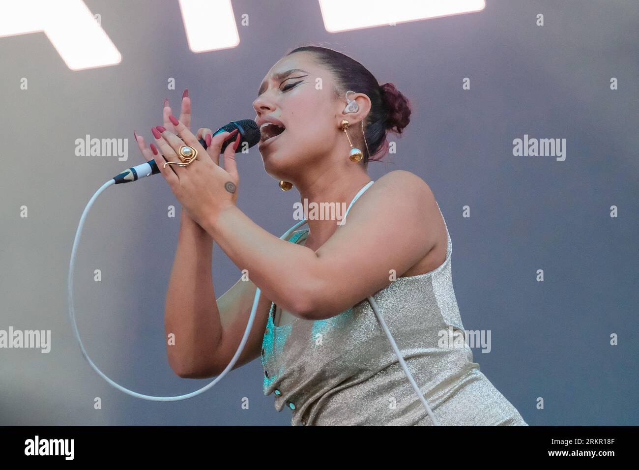 Portsmouth, UK. 25th Aug, 2023. British London born singer-songwriter ...