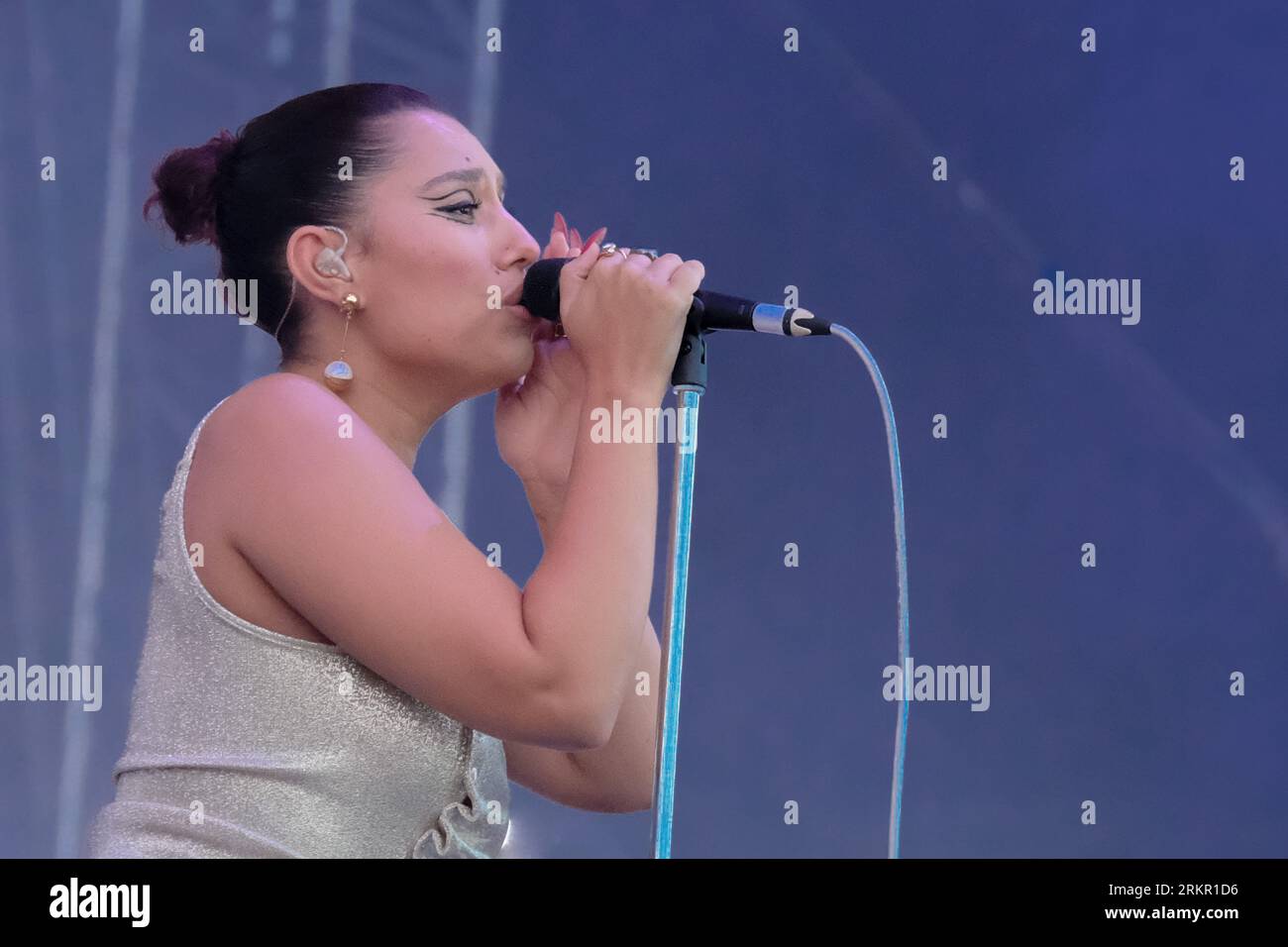 Raye singer hi-res stock photography and images - Alamy