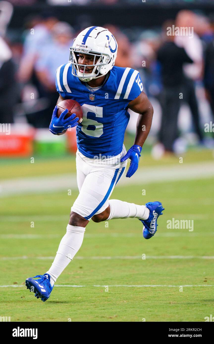 Indianapolis Colts wide receiver Isaiah McKenzie (6) in action prior to ...
