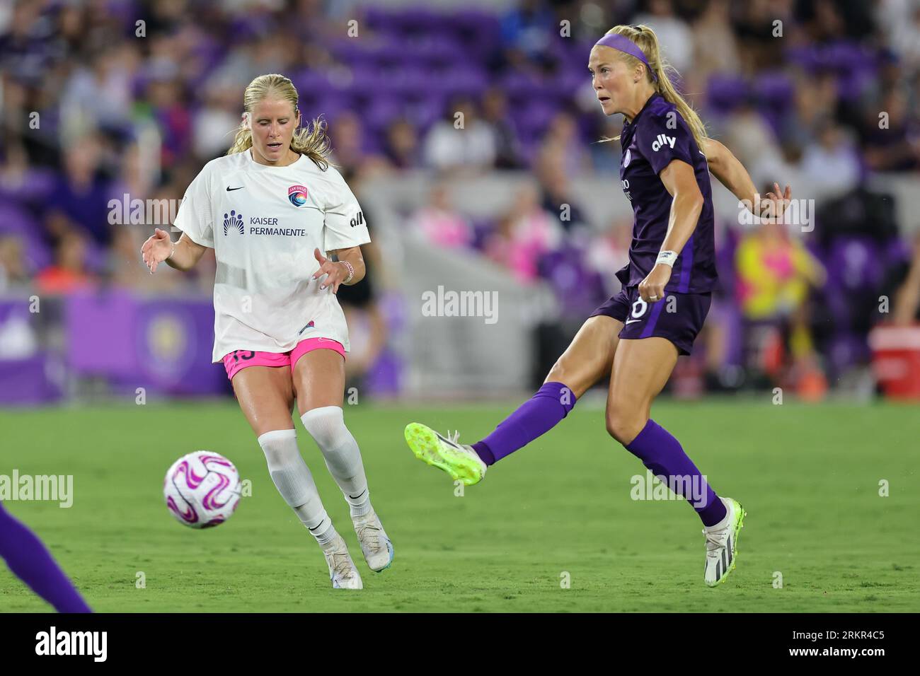 Orlando, Florida, USA. 25th Aug, 2023. Orlando Pride midfielder MIKAYLA ...