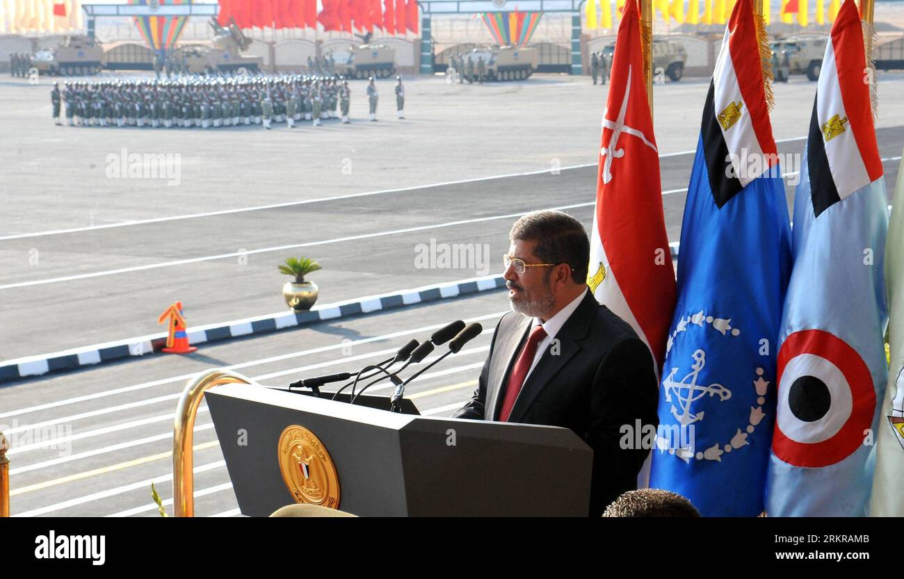 Egyptian military parade in cairo hi-res stock photography and images ...