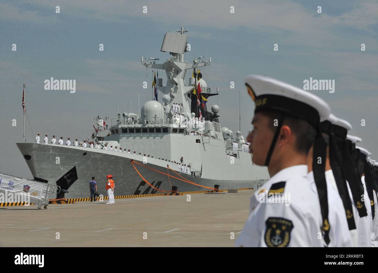 Chinese pirate army hi-res stock photography and images - Alamy