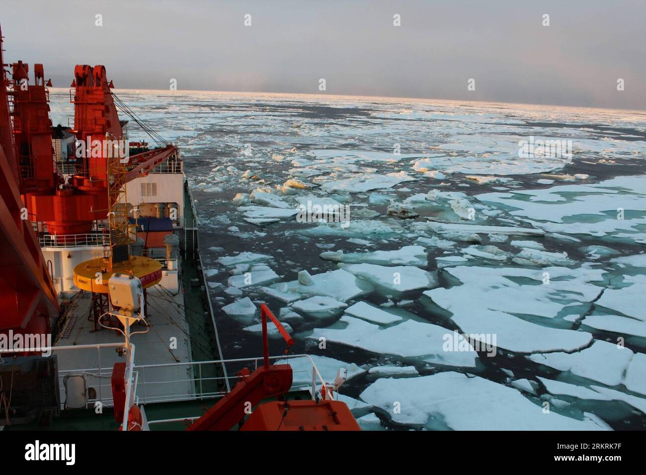 S 33 21 29 hi-res stock photography and images - Alamy