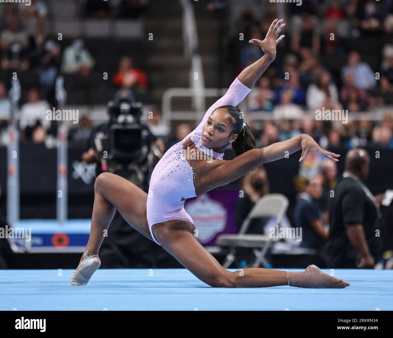 August 25, 2023: Shilese Jones begins her floor routine during Woman's ...
