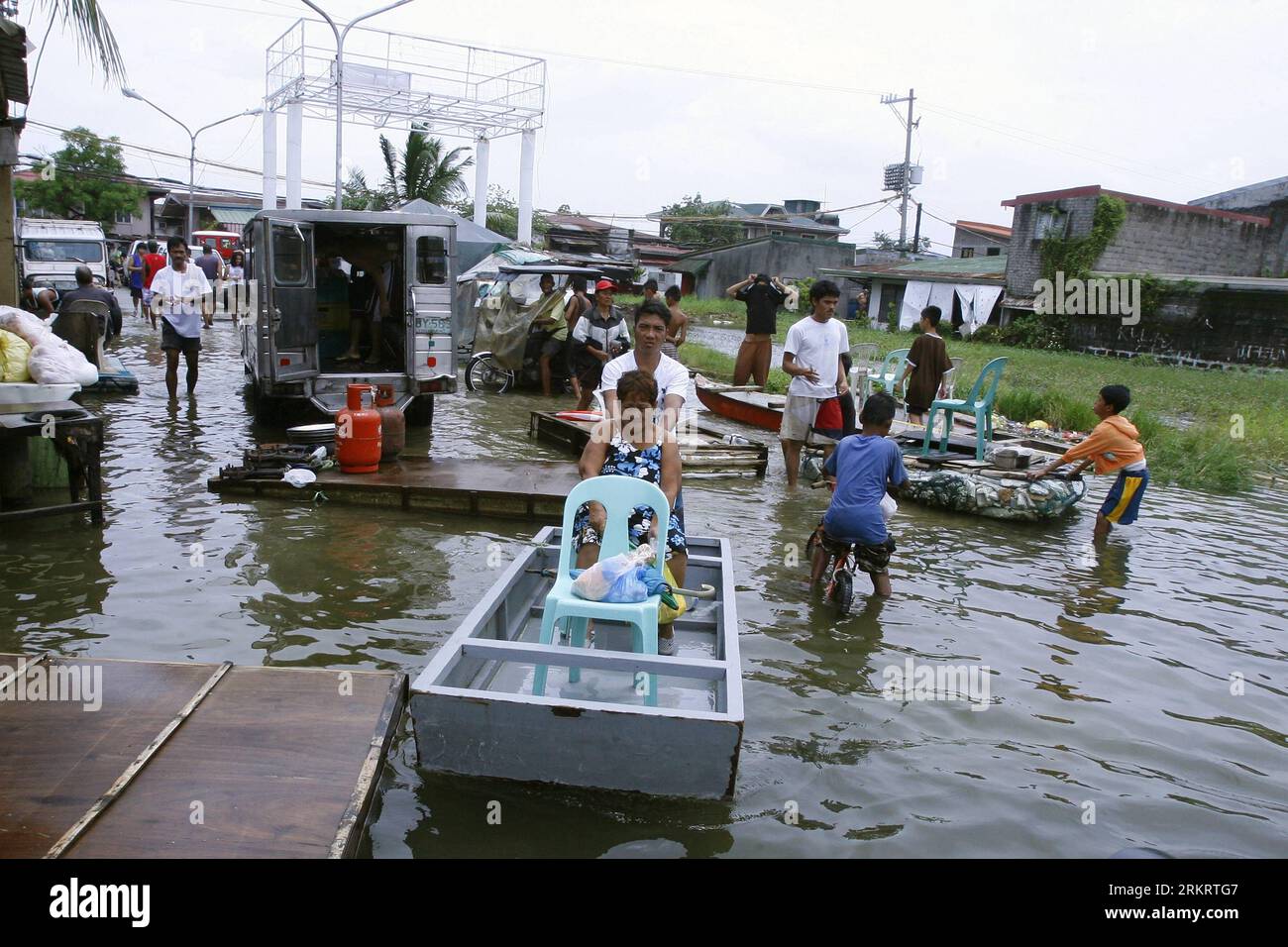 Malabon flood hi-res stock photography and images - Alamy