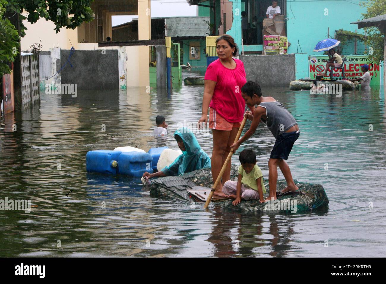 Malabon flood hi-res stock photography and images - Alamy