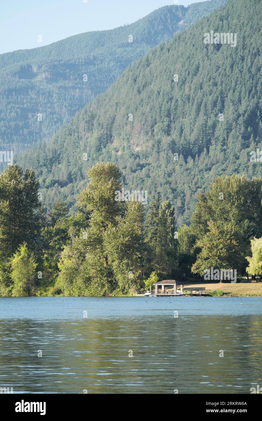 Beautiful scenery mission british columbia hi-res stock photography and ...