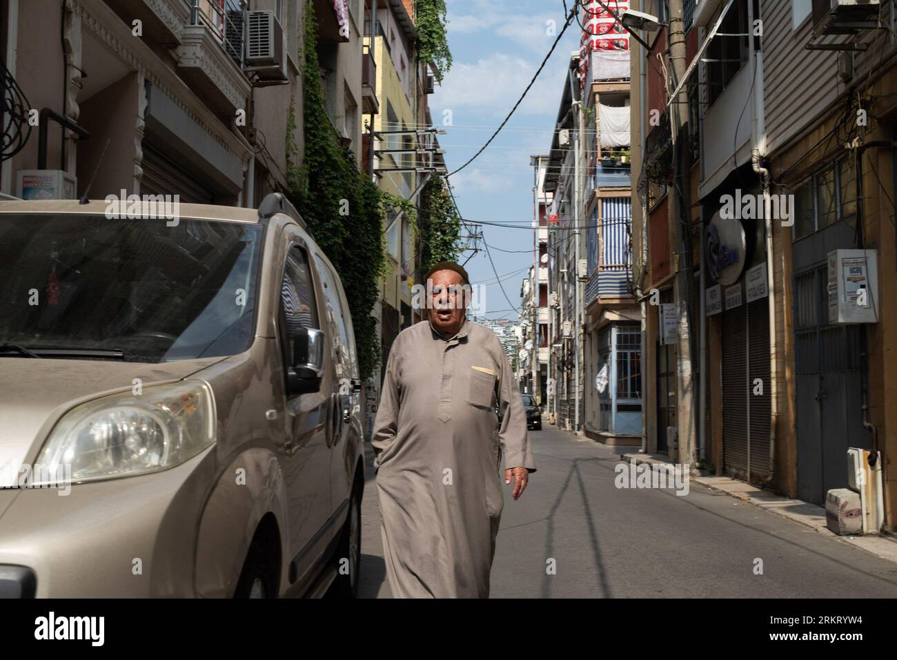 Syrian man hi-res stock photography and images - Alamy