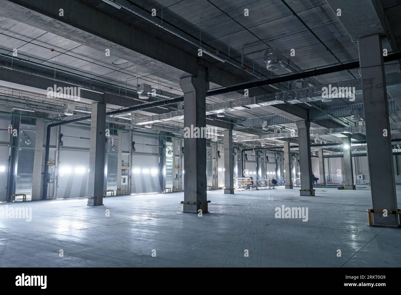 Interior of a large industrial warehouse Stock Photo - Alamy