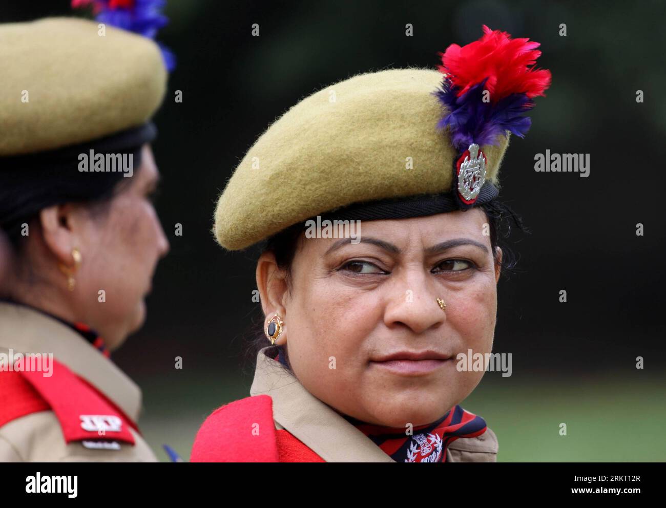 Indian policewoman hi-res stock photography and images - Alamy