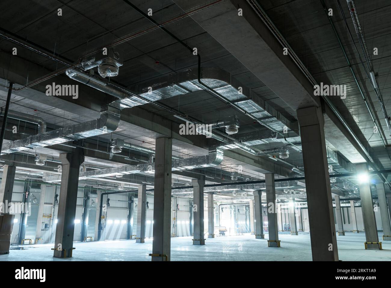 Interior of a large industrial warehouse Stock Photo - Alamy