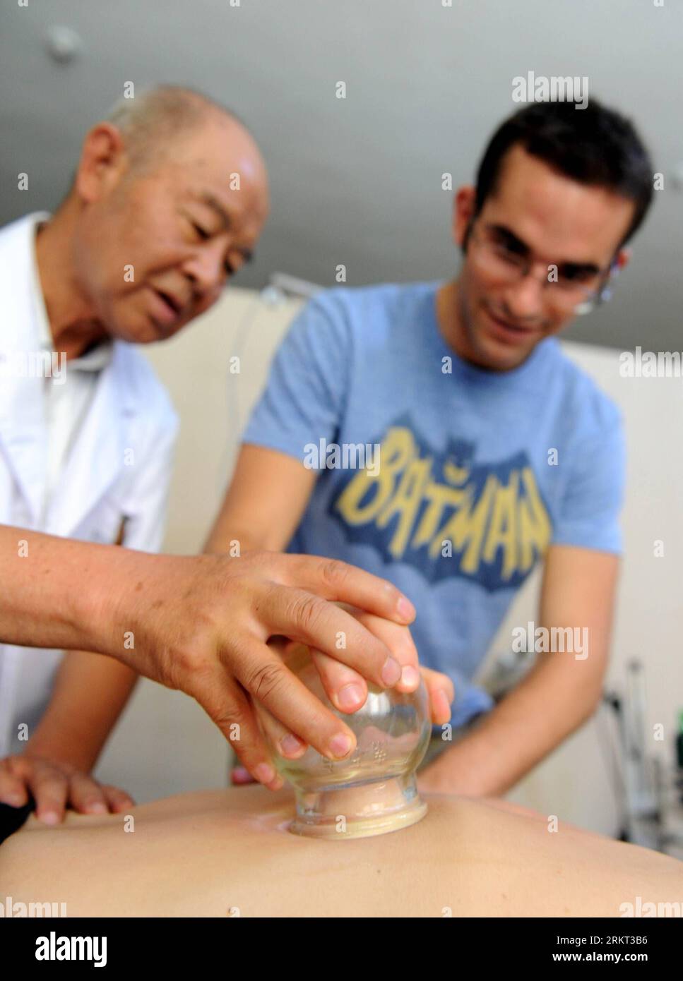 Cupping g hi-res stock photography and images - Alamy