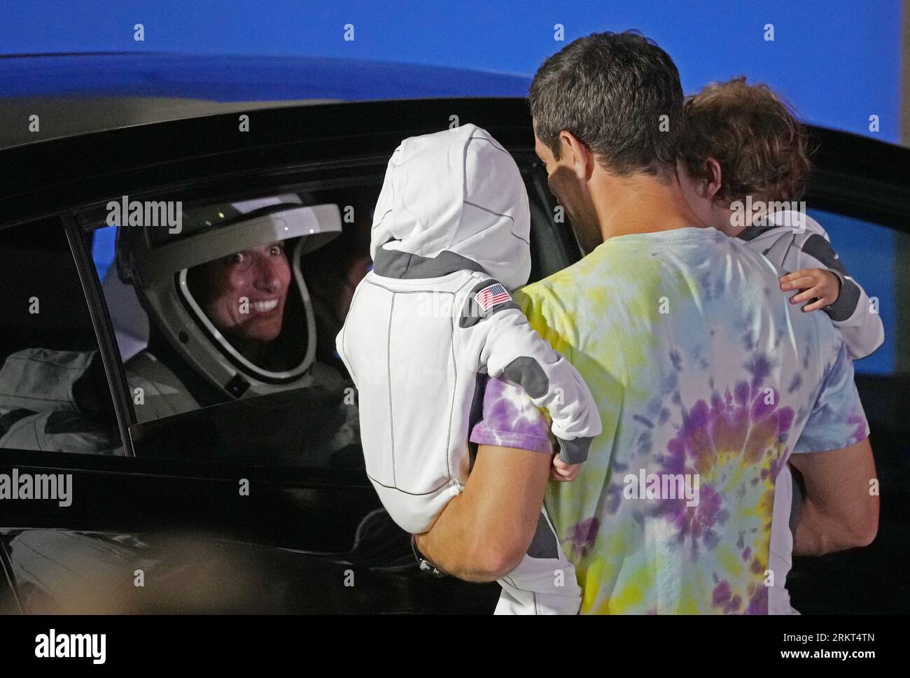 NASA astronaut Jasmin Moghbeli talks to her husband Sam Wald and twin ...