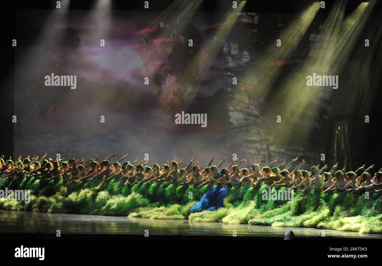 Bildnummer: 58378004 Datum: 23.08.2012 Copyright: imago/Xinhua Dance ...