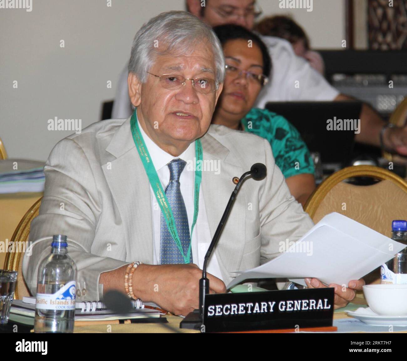 Island strategic positioning hi-res stock photography and images - Alamy